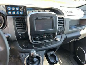 White Renault Trafic 2016 in Taurage, with an engine capacity of 1.60 L and mileage of 290 thousand km for 5500 €, photo 6 on AUTOMOTO.COM.LV