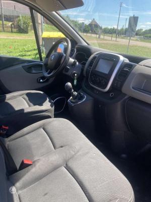 Balts Renault Trafic 2016 Pakruojis, ar dzinēja tilpumu 1.60 L un nobraukumu 272 tūkst. km par 5600 €, foto 6 vietnē AUTOMOTO.COM.LV