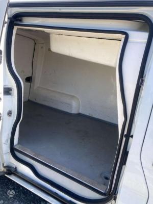 Balts Renault Trafic 2016 Pakruojis, ar dzinēja tilpumu 1.60 L un nobraukumu 272 tūkst. km par 5600 €, foto 7 vietnē AUTOMOTO.COM.LV