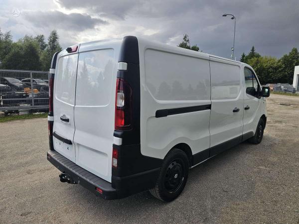 Balts Renault Trafic 2016 Pakruojis, ar dzinēja tilpumu 1.60 L un nobraukumu 189 tūkst. km par 7200 €, foto 3 vietnē AUTOMOTO.COM.LV