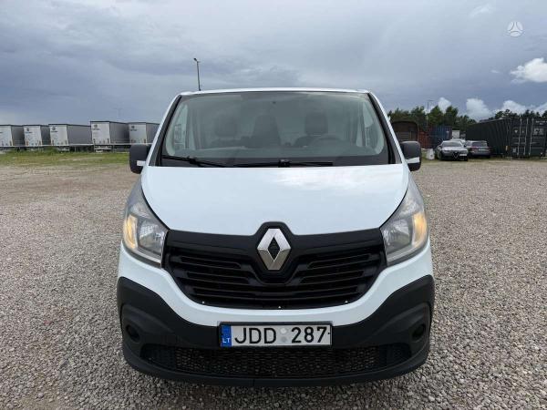 White Renault Trafic 2016 in Vilnius, with an engine capacity of 1.60 L and mileage of 476 thousand km for 4250 €, photo 3 on AUTOMOTO.COM.LV