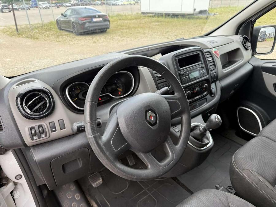 Balts Renault Trafic 2016 Viļņa, ar dzinēja tilpumu 1.60 L un nobraukumu 476 tūkst. km par 4250 €, foto 15 vietnē AUTOMOTO.COM.LV