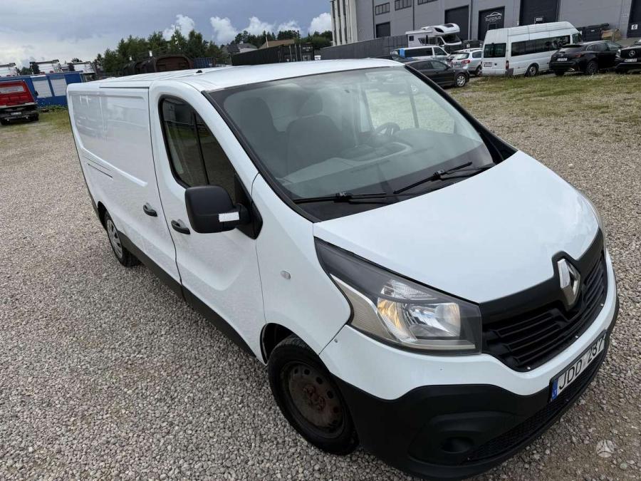Balts Renault Trafic 2016 Viļņa, ar dzinēja tilpumu 1.60 L un nobraukumu 476 tūkst. km par 4250 €, foto 28 vietnē AUTOMOTO.COM.LV