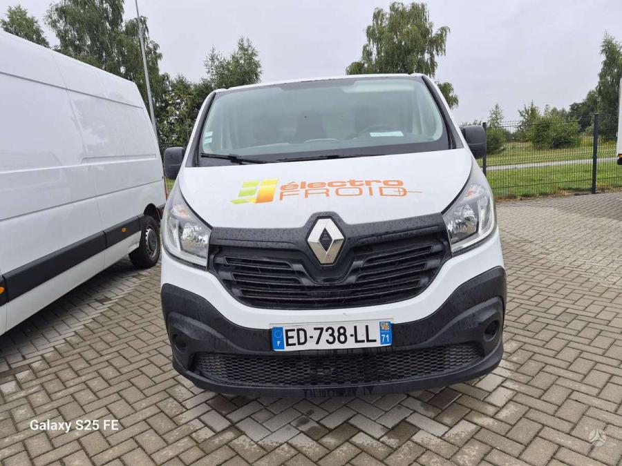 Balts Renault Trafic 2016 Tauragė, ar dzinēja tilpumu 1.60 L un nobraukumu 234 tūkst. km par 4350 €, foto 3 vietnē AUTOMOTO.COM.LV