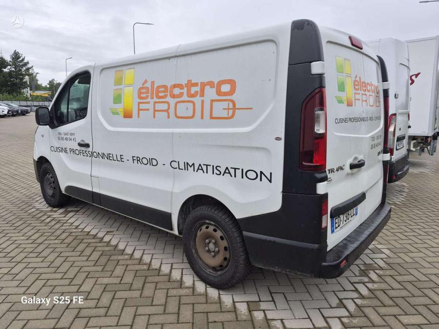 Balts Renault Trafic 2016 Tauragė, ar dzinēja tilpumu 1.60 L un nobraukumu 234 tūkst. km par 4350 €, foto 6 vietnē AUTOMOTO.COM.LV