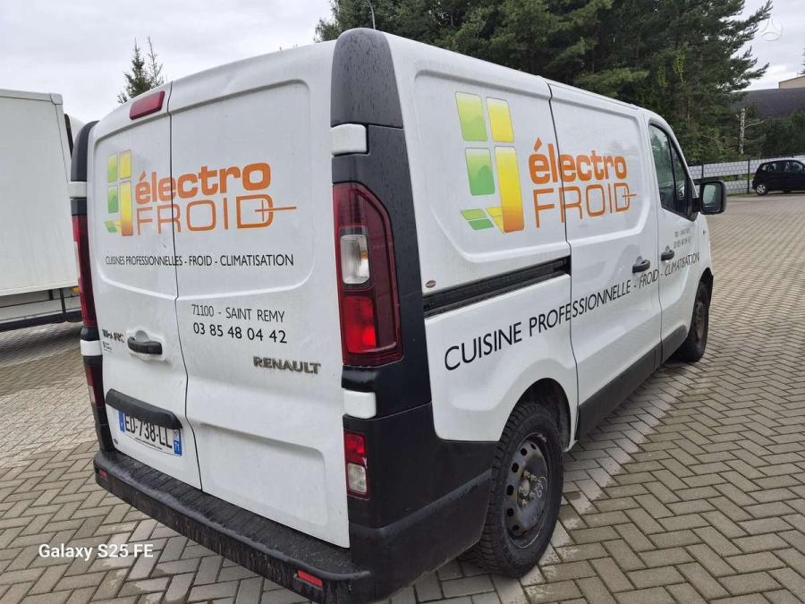 Balts Renault Trafic 2016 Tauragė, ar dzinēja tilpumu 1.60 L un nobraukumu 234 tūkst. km par 4350 €, foto 7 vietnē AUTOMOTO.COM.LV