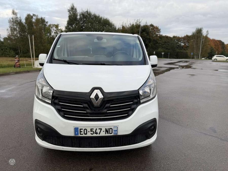 Balts Renault Trafic 2017 Tauragė, ar dzinēja tilpumu 1.60 L un nobraukumu 310 tūkst. km par 11400 €, foto 2 vietnē AUTOMOTO.COM.LV