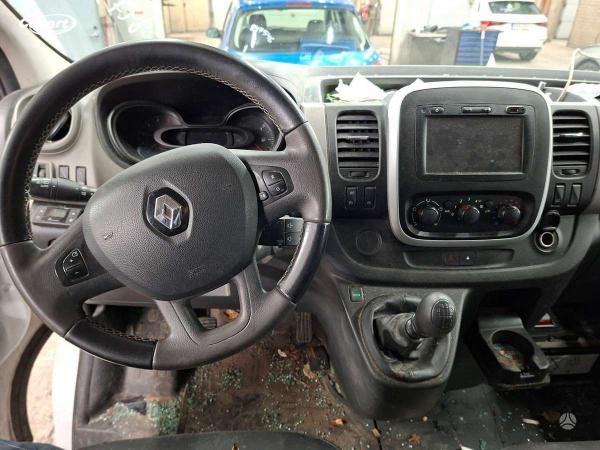 Balts Renault Trafic 2017 Utena, ar dzinēja tilpumu 1.60 L un nobraukumu 170 tūkst. km par 5100 €, foto 5 vietnē AUTOMOTO.COM.LV