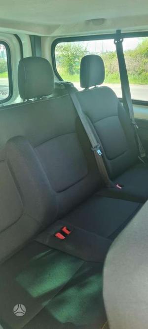 White Renault Trafic 2017 in Kaunas, with an engine capacity of 1.60 L and mileage of 97 thousand km for 13800 €, photo 14 on AUTOMOTO.COM.LV