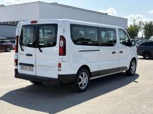 White Renault Trafic 2017 in Marijampole, with an engine capacity of 1.60 L and mileage of 292 thousand km for 10400 €, photo 6 on AUTOMOTO.COM.LV