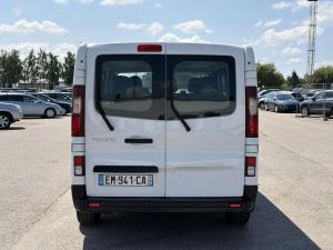 White Renault Trafic 2017 in Marijampole, with an engine capacity of 1.60 L and mileage of 292 thousand km for 10400 €, photo 7 on AUTOMOTO.COM.LV