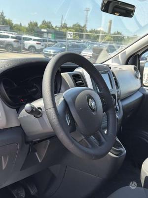 White Renault Trafic 2017 in Marijampole, with an engine capacity of 1.60 L and mileage of 292 thousand km for 10400 €, photo 12 on AUTOMOTO.COM.LV