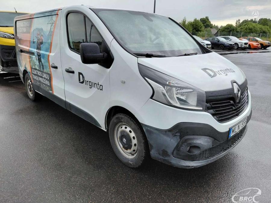 White Renault Trafic 2017 in Vilnius, with an engine capacity of 1.60 L and mileage of 251 thousand km for 9900 €, photo 4 on AUTOMOTO.COM.LV