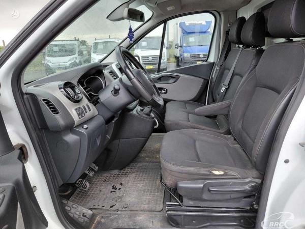 Balts Renault Trafic 2017 Viļņa, ar dzinēja tilpumu 1.60 L un nobraukumu 251 tūkst. km par 9900 €, foto 8 vietnē AUTOMOTO.COM.LV