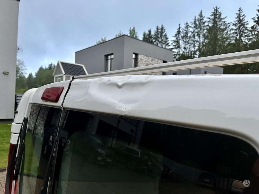 Balts Renault Trafic 2017 Viļņa, ar dzinēja tilpumu 1.60 L un nobraukumu 238 tūkst. km par 7950 €, foto 18 vietnē AUTOMOTO.COM.LV