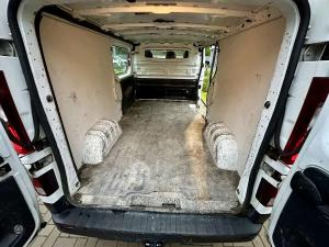 Balts Renault Trafic 2017 Viļņa, ar dzinēja tilpumu 1.60 L un nobraukumu 238 tūkst. km par 7950 €, foto 23 vietnē AUTOMOTO.COM.LV