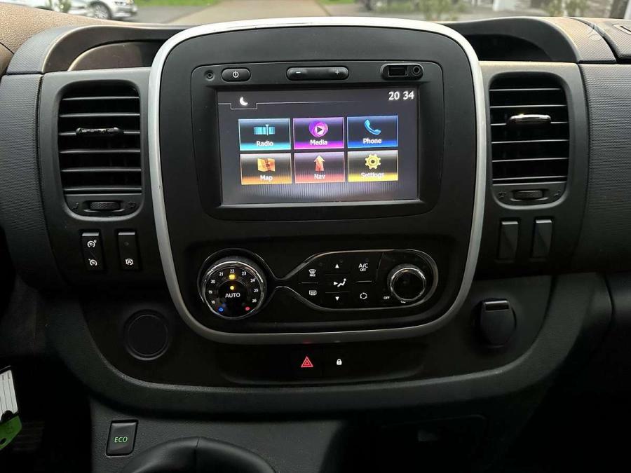 Balts Renault Trafic 2017 Viļņa, ar dzinēja tilpumu 1.60 L un nobraukumu 238 tūkst. km par 7950 €, foto 30 vietnē AUTOMOTO.COM.LV