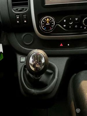 Balts Renault Trafic 2017 Viļņa, ar dzinēja tilpumu 1.60 L un nobraukumu 238 tūkst. km par 7950 €, foto 32 vietnē AUTOMOTO.COM.LV
