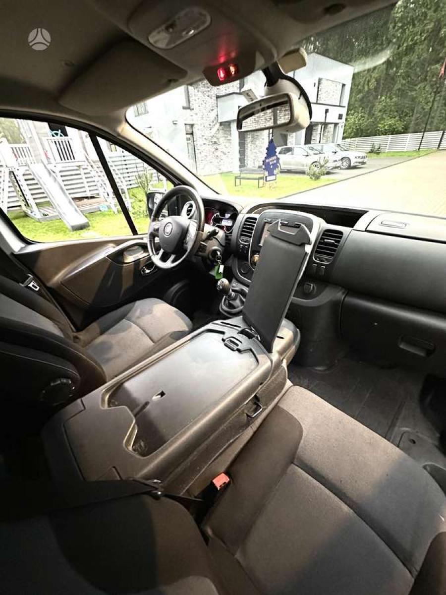 Balts Renault Trafic 2017 Viļņa, ar dzinēja tilpumu 1.60 L un nobraukumu 238 tūkst. km par 7950 €, foto 34 vietnē AUTOMOTO.COM.LV