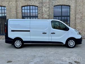 White Renault Trafic 2017 in Riga, with an engine capacity of 1.60 L and mileage of 199 thousand km for 7990 €, photo 7 on AUTOMOTO.COM.LV