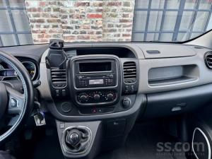 White Renault Trafic 2017 in Riga, with an engine capacity of 1.60 L and mileage of 199 thousand km for 7990 €, photo 13 on AUTOMOTO.COM.LV