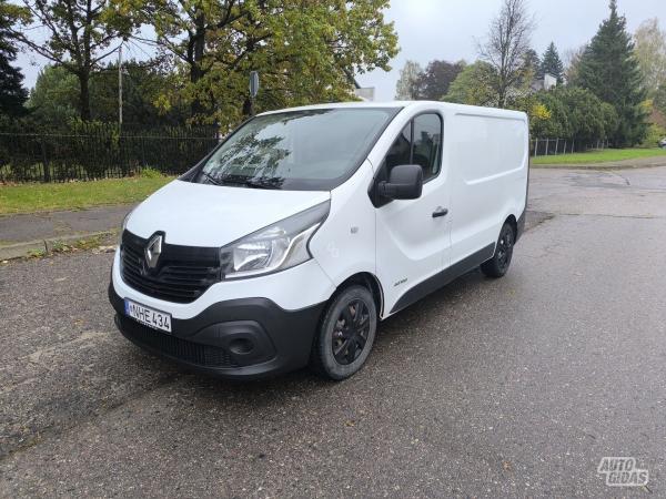 White Renault Trafic 2017 in Kaunas, with an engine capacity of 1.60 L and mileage of 294 thousand km for 5500 €, photo 1 on AUTOMOTO.COM.LV