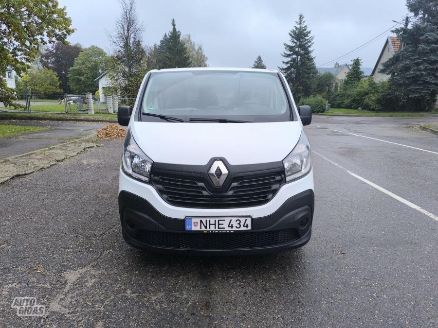 White Renault Trafic 2017 in Kaunas, with an engine capacity of 1.60 L and mileage of 294 thousand km for 5500 €, photo 3 on AUTOMOTO.COM.LV