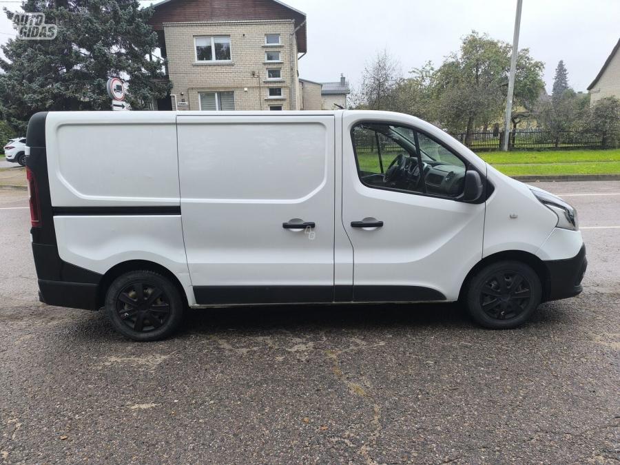 White Renault Trafic 2017 in Kaunas, with an engine capacity of 1.60 L and mileage of 294 thousand km for 5500 €, photo 6 on AUTOMOTO.COM.LV