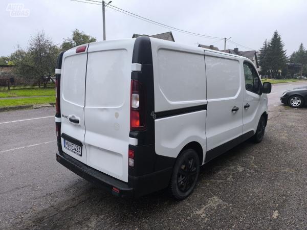 White Renault Trafic 2017 in Kaunas, with an engine capacity of 1.60 L and mileage of 294 thousand km for 5500 €, photo 9 on AUTOMOTO.COM.LV