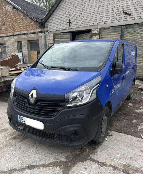 White Renault Trafic 2018 in Kaunas, with an engine capacity of 1.60 L and mileage of 300 thousand km for 2450 €, photo 2 on AUTOMOTO.COM.LV