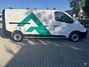 White Renault Trafic 2018 in Taurage, with an engine capacity of 1.60 L and mileage of 209 thousand km for 7200 €, photo 3 on AUTOMOTO.COM.LV