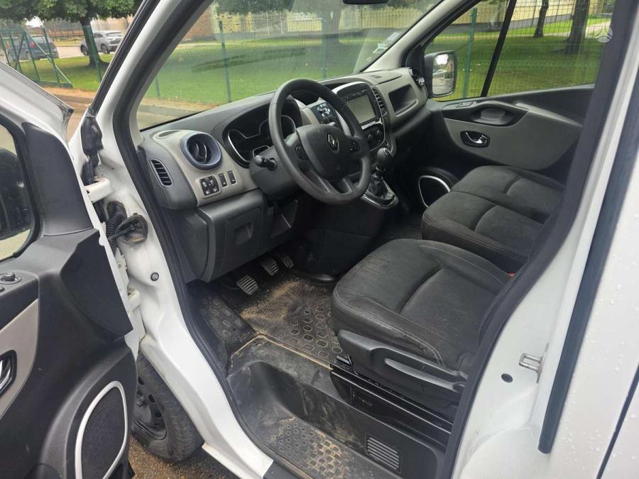 Balts Renault Trafic 2018 Tauragė, ar dzinēja tilpumu 1.60 L un nobraukumu 226 tūkst. km par 8200 €, foto 6 vietnē AUTOMOTO.COM.LV