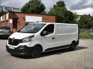 White Renault Trafic 2018 in Vilnius, with an engine capacity of 1.60 L and mileage of 195 thousand km for 9317 €, photo 5 on AUTOMOTO.COM.LV
