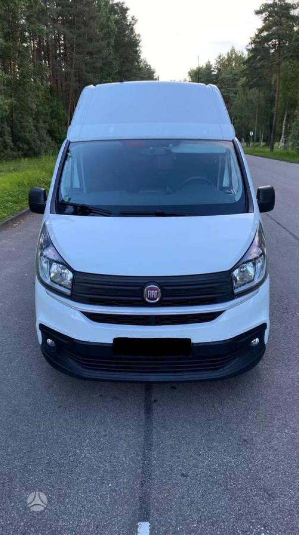 White Renault Trafic 2018 in Visaginas, with an engine capacity of 1.60 L and mileage of 294 thousand km for 14600 €, photo 3 on AUTOMOTO.COM.LV
