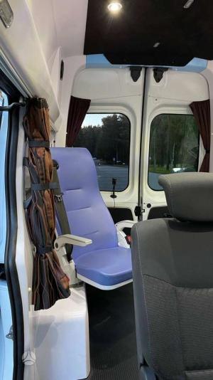 White Renault Trafic 2018 in Visaginas, with an engine capacity of 1.60 L and mileage of 294 thousand km for 14600 €, photo 29 on AUTOMOTO.COM.LV