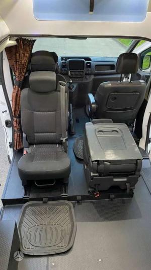 White Renault Trafic 2018 in Visaginas, with an engine capacity of 1.60 L and mileage of 294 thousand km for 14600 €, photo 34 on AUTOMOTO.COM.LV