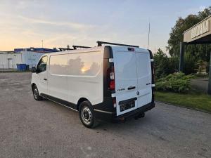 White Renault Trafic 2018 in Pakruojis, with an engine capacity of 1.60 L and mileage of 167 thousand km for 7900 €, photo 6 on AUTOMOTO.COM.LV