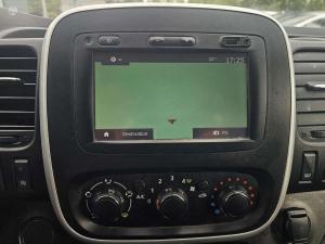 White Renault Trafic 2018 in Pakruojis, with an engine capacity of 1.60 L and mileage of 167 thousand km for 7900 €, photo 11 on AUTOMOTO.COM.LV
