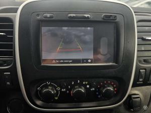 White Renault Trafic 2018 in Pakruojis, with an engine capacity of 1.60 L and mileage of 167 thousand km for 7900 €, photo 12 on AUTOMOTO.COM.LV