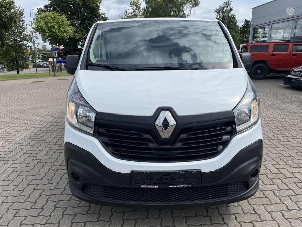 White Renault Trafic 2018 in Alytus, with an engine capacity of 1.60 L and mileage of 96 thousand km for 9559 €, photo 5 on AUTOMOTO.COM.LV