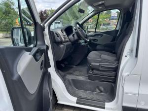 White Renault Trafic 2018 in Alytus, with an engine capacity of 1.60 L and mileage of 96 thousand km for 9559 €, photo 9 on AUTOMOTO.COM.LV