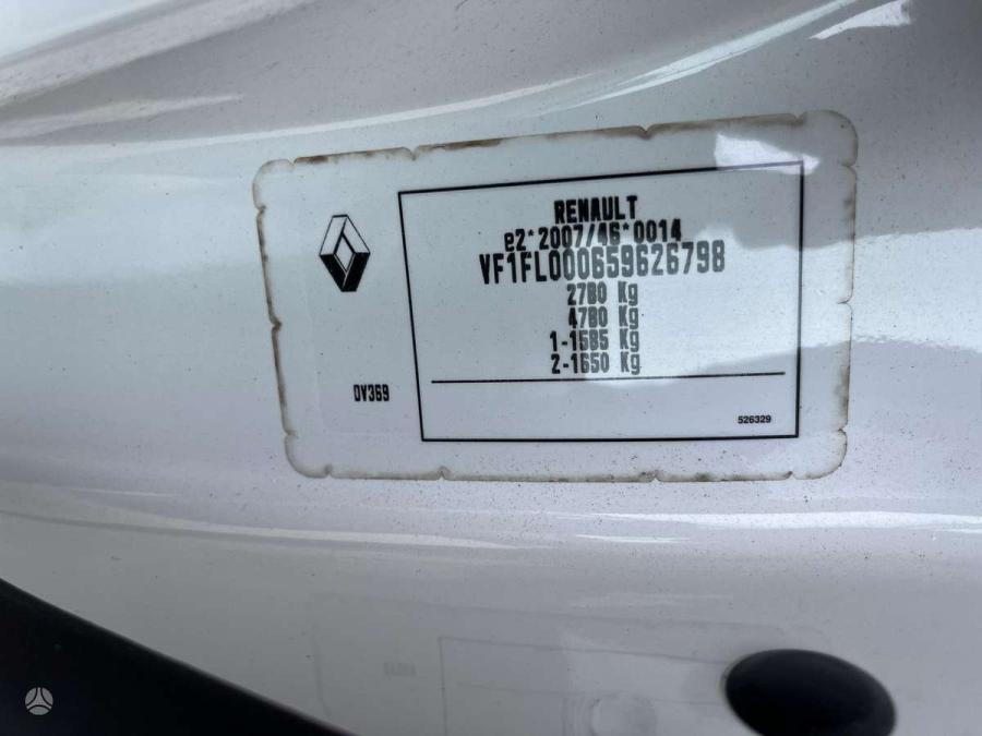 White Renault Trafic 2018 in Alytus, with an engine capacity of 1.60 L and mileage of 96 thousand km for 9559 €, photo 23 on AUTOMOTO.COM.LV