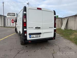 Balts Renault Trafic 2018 Rīga, ar dzinēja tilpumu 1.60 L un nobraukumu 139 tūkst. km par 7000 €, foto 4 vietnē AUTOMOTO.COM.LV