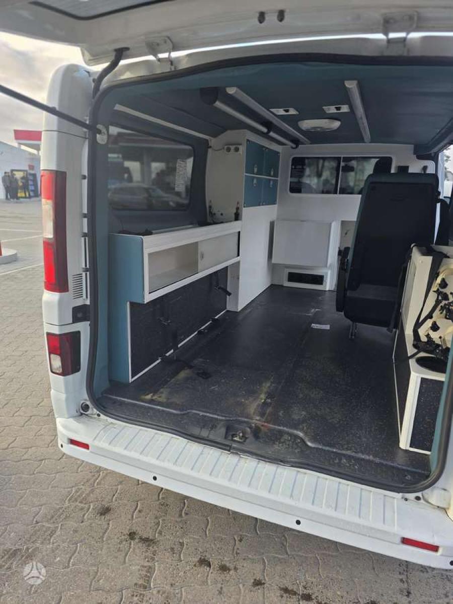 Balts Renault Trafic 2019 Tauragė, ar dzinēja tilpumu 1.60 L un nobraukumu 237 tūkst. km par 8800 €, foto 11 vietnē AUTOMOTO.COM.LV