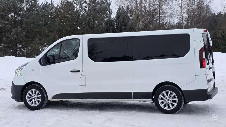 White Renault Trafic 2019 in Klaipeda, with an engine capacity of 2.00 L and mileage of 285 thousand km for 15690 €, photo 17 on AUTOMOTO.COM.LV