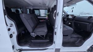 White Renault Trafic 2019 in Klaipeda, with an engine capacity of 2.00 L and mileage of 285 thousand km for 15690 €, photo 18 on AUTOMOTO.COM.LV