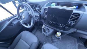 White Renault Trafic 2019 in Klaipeda, with an engine capacity of 2.00 L and mileage of 285 thousand km for 15690 €, photo 20 on AUTOMOTO.COM.LV