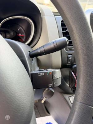 White Renault Trafic 2019 in Taurage, with an engine capacity of 1.60 L and mileage of 248 thousand km for 7999 €, photo 12 on AUTOMOTO.COM.LV