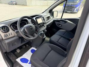 White Renault Trafic 2019 in Taurage, with an engine capacity of 1.60 L and mileage of 248 thousand km for 7999 €, photo 17 on AUTOMOTO.COM.LV