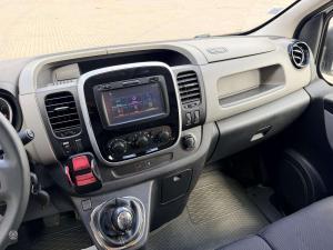 White Renault Trafic 2019 in Taurage, with an engine capacity of 1.60 L and mileage of 248 thousand km for 7999 €, photo 19 on AUTOMOTO.COM.LV